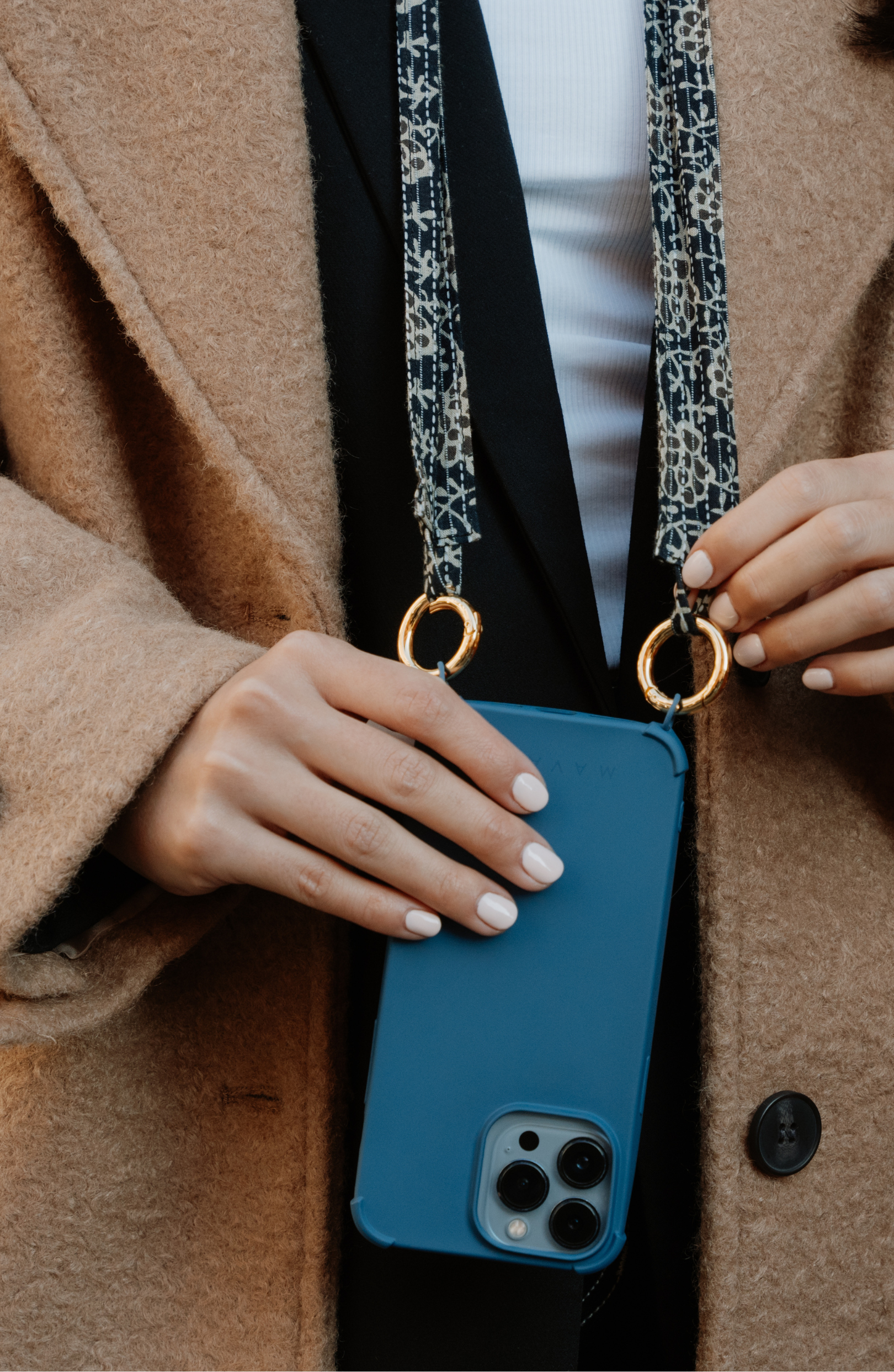 Wearing Your Phone Case as a Daily Accessory with Mavara